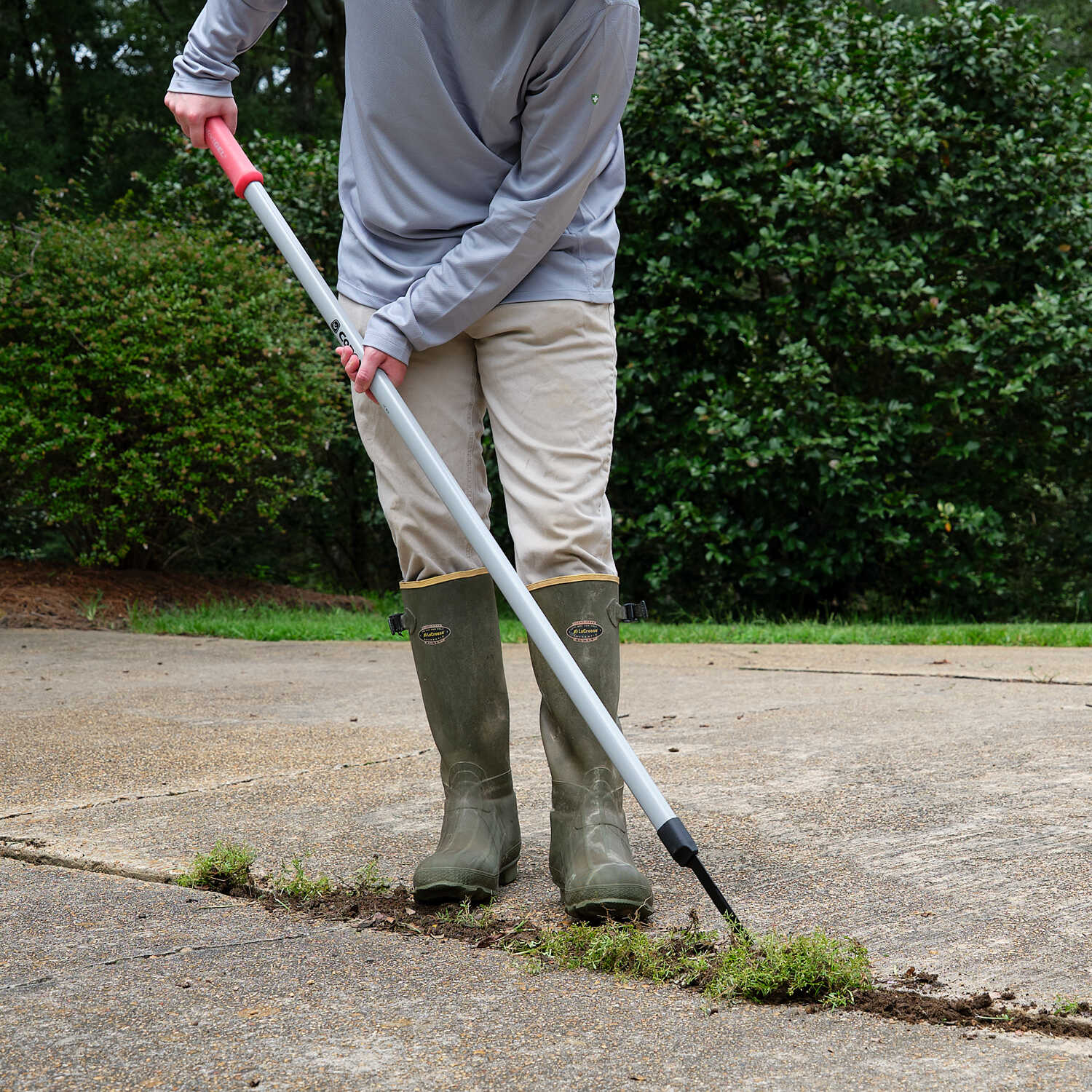 Corona Crack Weeder | PECO Sales